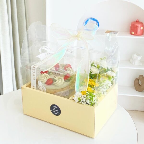Fresh Flowers with Sincere Matcha Cake - Bloom Bouquet & Flower